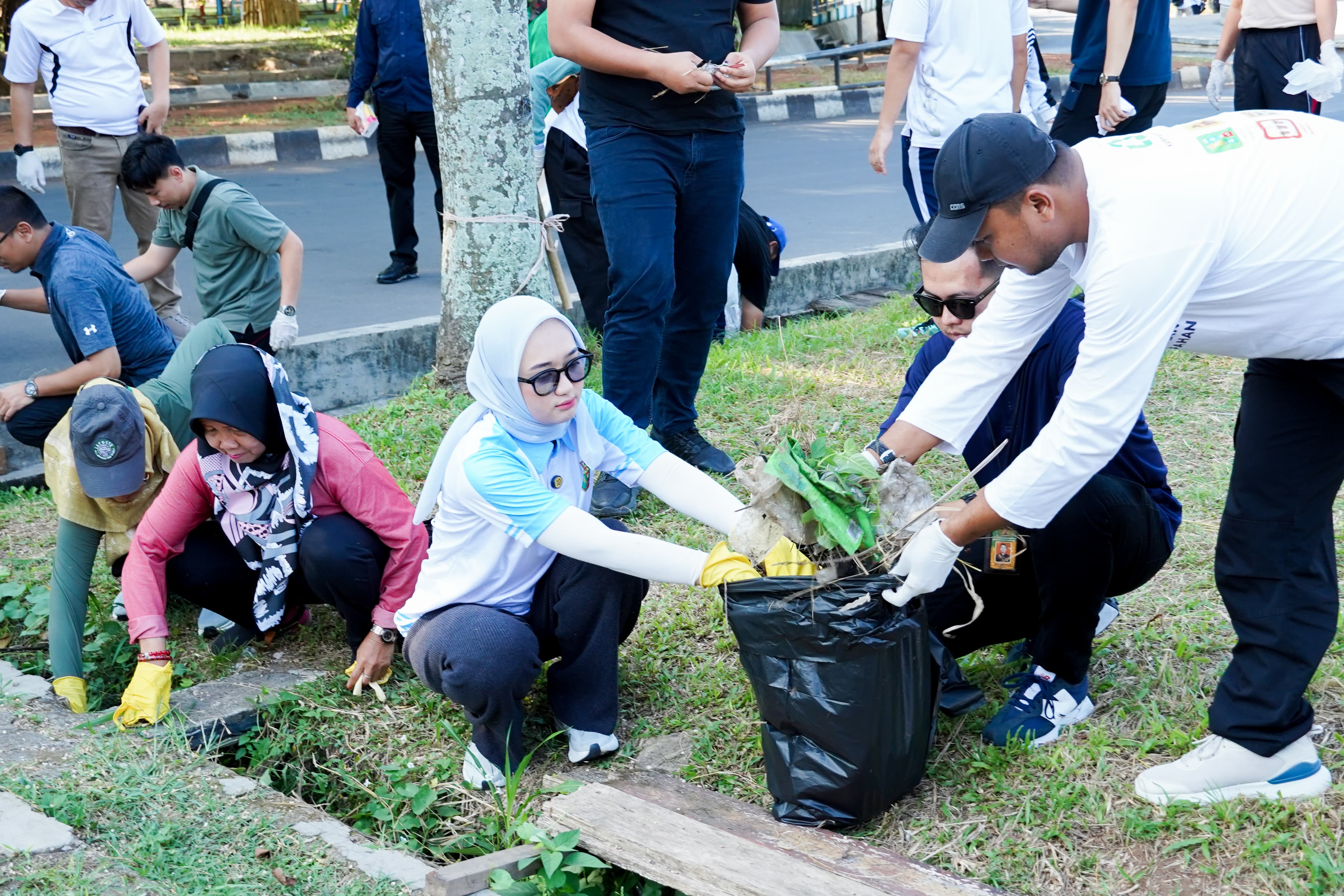 Ending Plastic Pollution, Lampung Tegaskan Komitmen Kurangi Sampah Plastik - Inspiratif.co.id